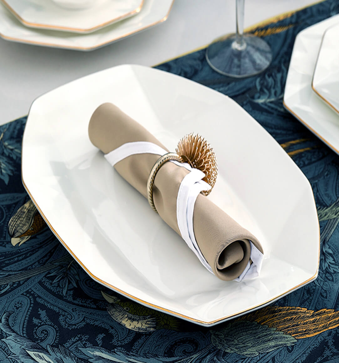 Octagon Classic 41 Piece Dinner Set | Fine Bone China - Plateplus.au ...